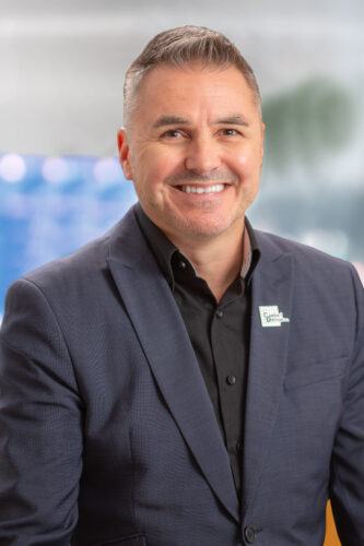 À Propos - Contact Delage